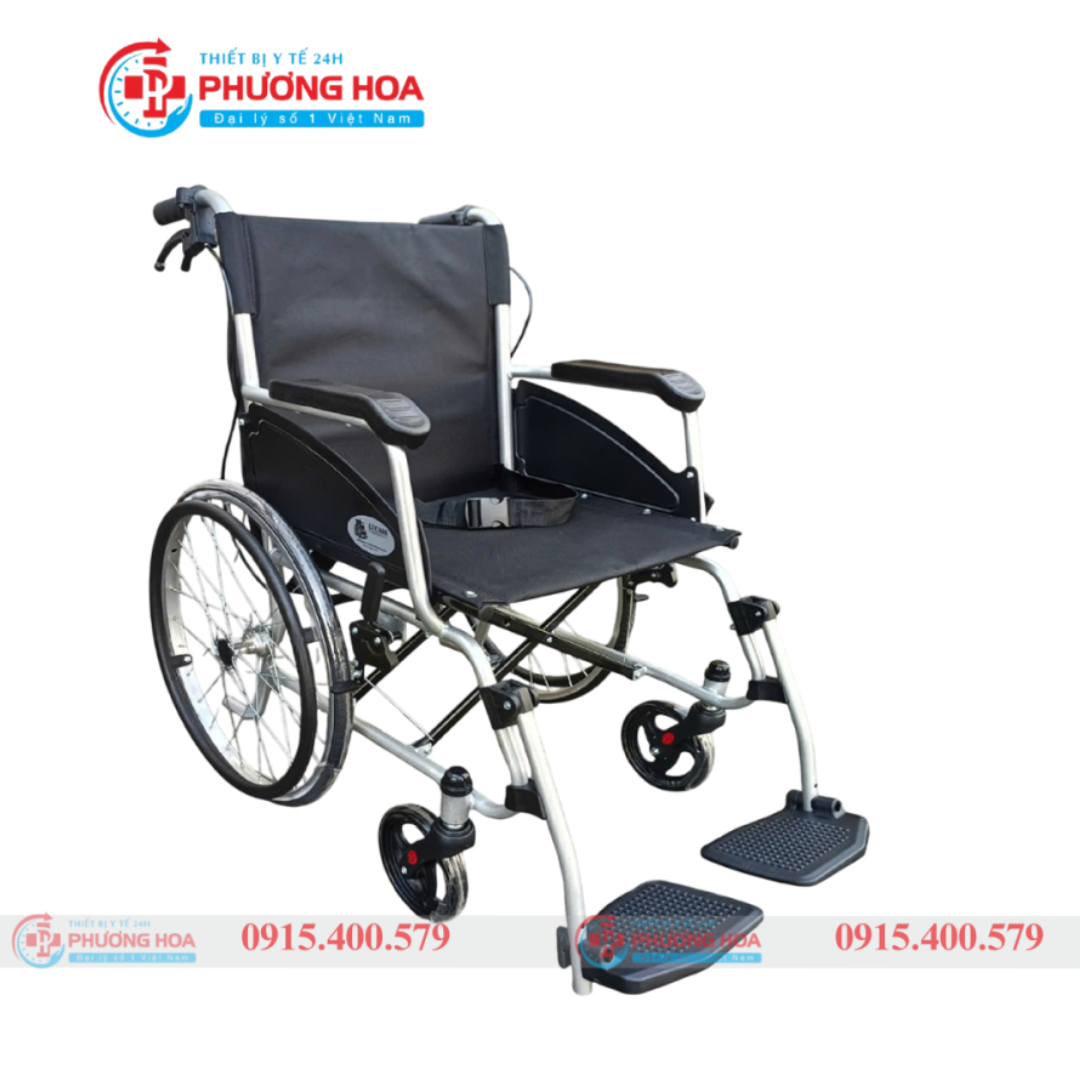 Xe đẩy cho người già đi du lịch giải pháp chuyến đi chọn vẹn